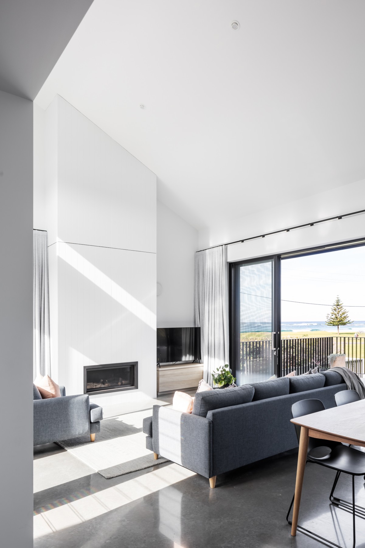 beach st - Alex Urena Design Studio